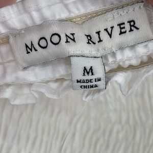 Moon River | Tops | Nwt Moon River Long Sleeve Top Peasant Blouse ...